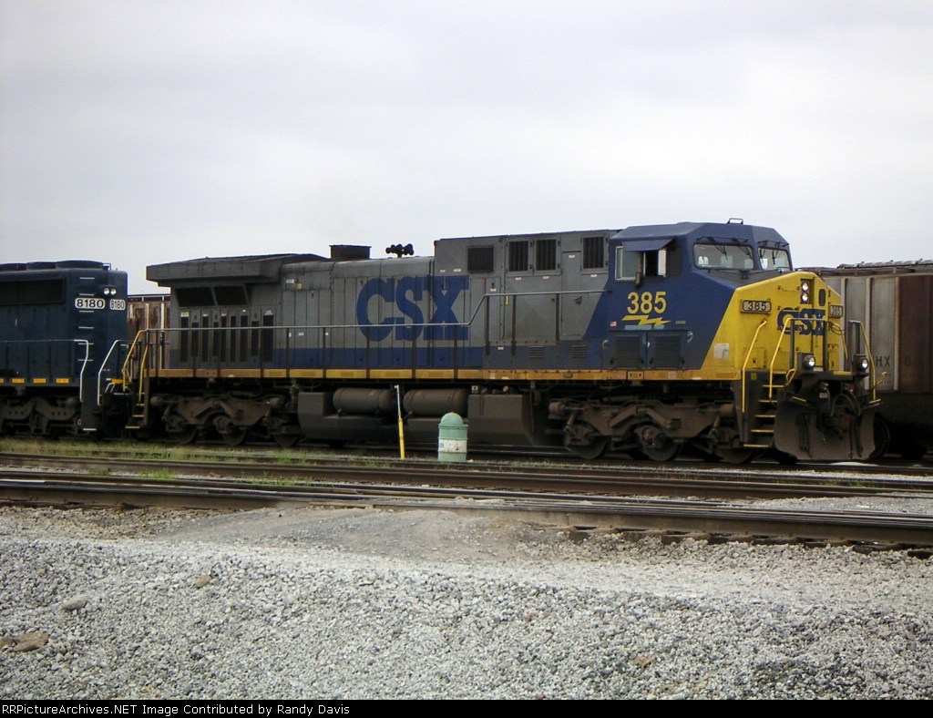 CSX 385